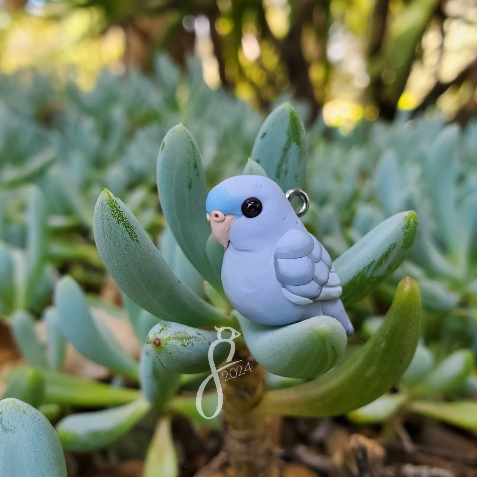 Charms - 8 Blue Birds